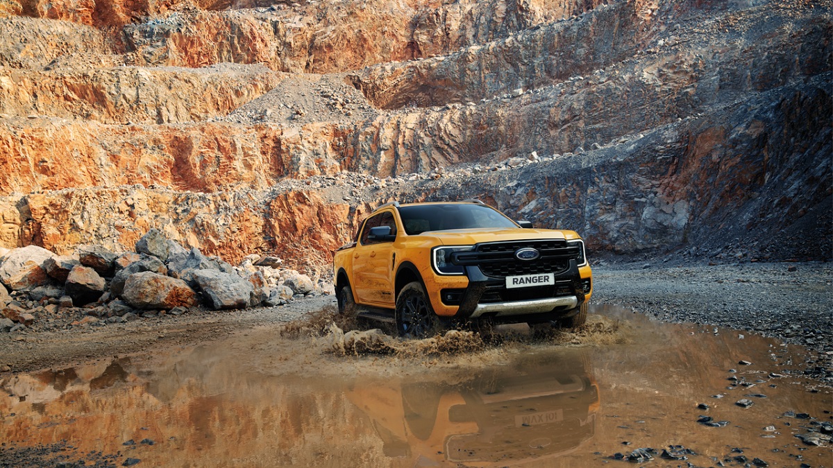 Koç Bayi - wwcotyde-yilin-en-iyi-4x4-ve-pick-up-modeli-secilen-ford ...